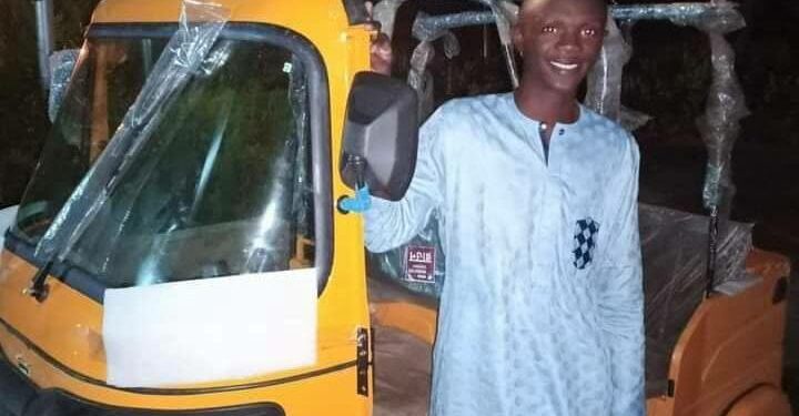 An Dauki Nauyin Karatun Matuƙin Adaidaita Sahun Da Ya Tsinci Miliyan 15 ...